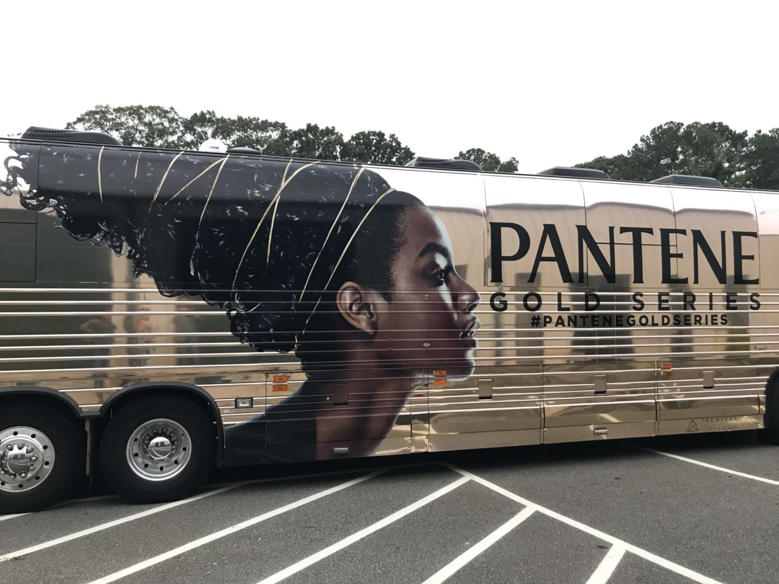 The Complete Guide to Out-of-Home (OOH) Advertising in 2024 - Creative ...